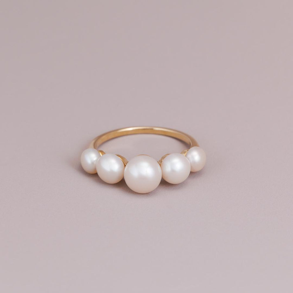LD five pearl hoop ring in yellow gold